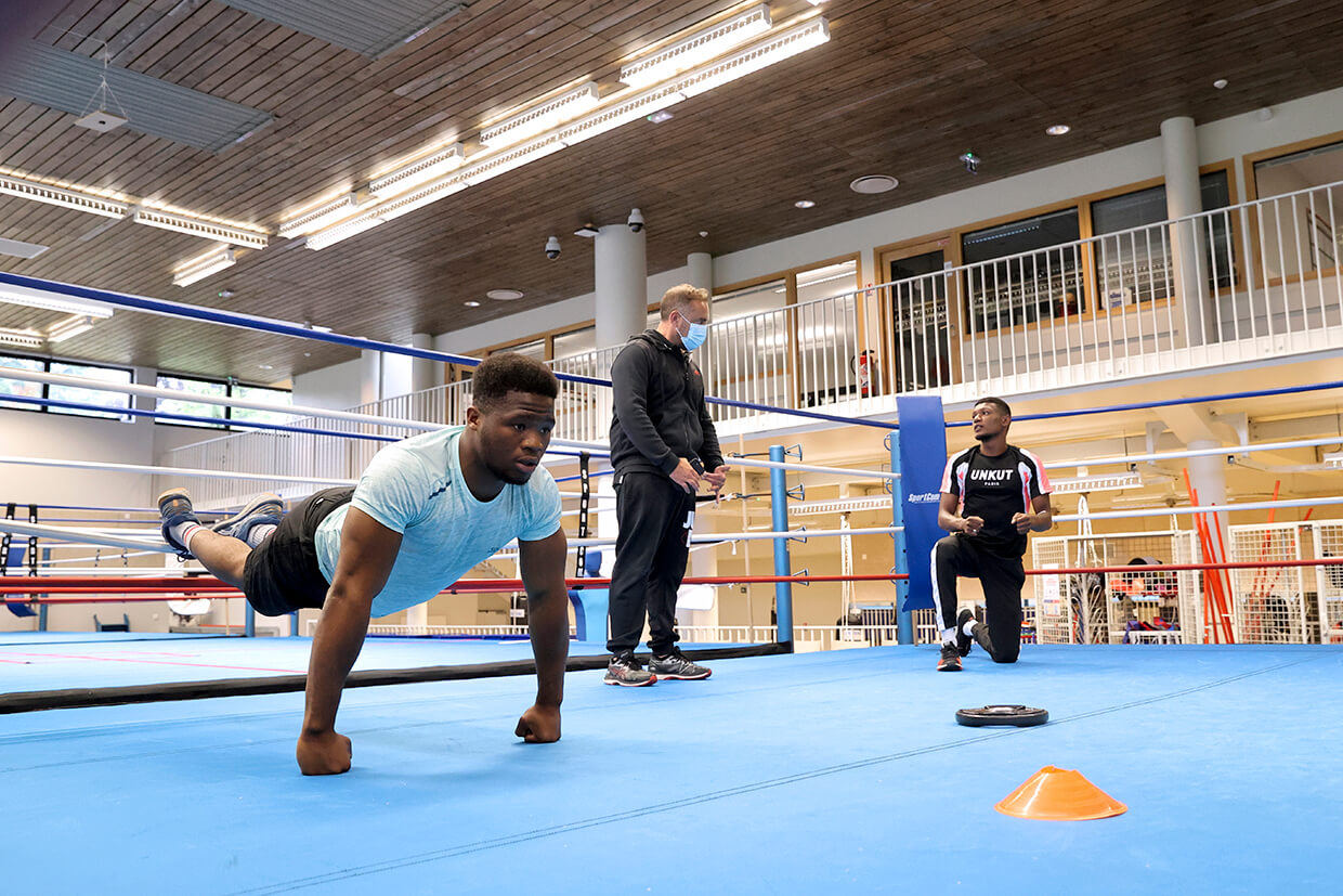 Le haut-niveau remet le bleu de chauffe - Fédération Française de Boxe