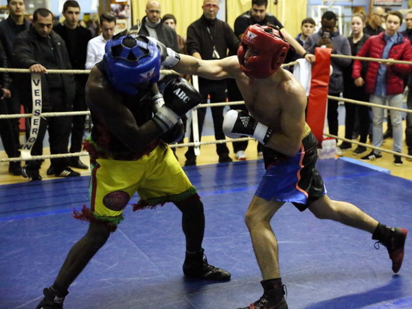 Hakobyan bien en ligne - Fédération Française de Boxe