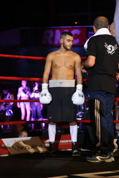 Smaïl Bakir aux points - Fédération Française de Boxe