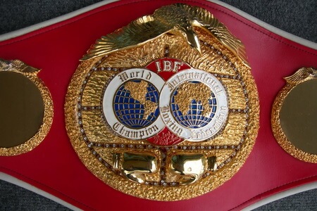 Jacob co-challenger mondial IBF ! - Fédération Française de Boxe