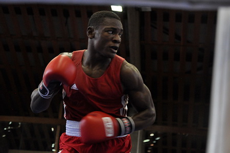 M'Billi battu, mais pas abattu - Fédération Française de Boxe