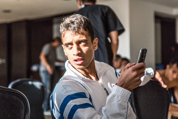 Fehim s'impose aux points - Fédération Française de Boxe