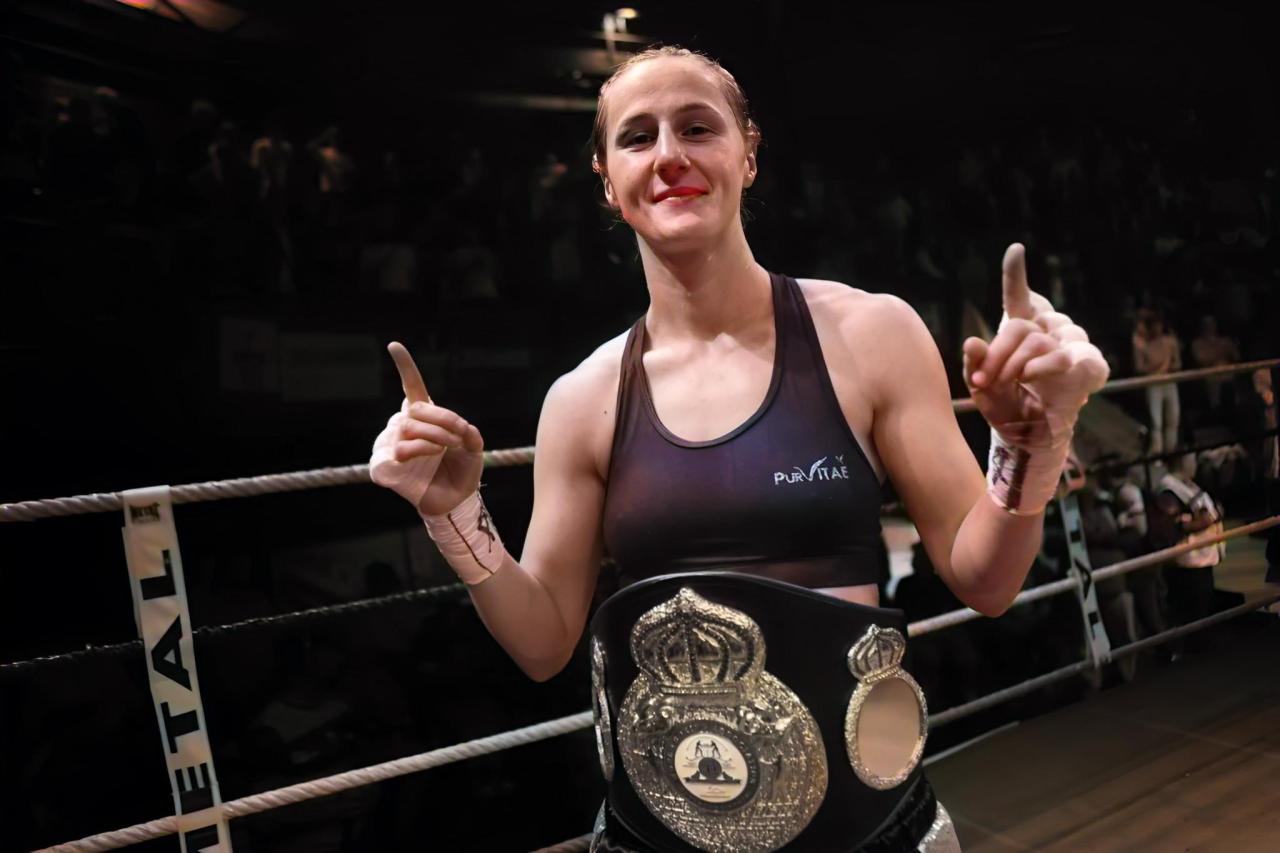 Ségolène Lefebvre assure l’essentiel - Fédération Française de Boxe