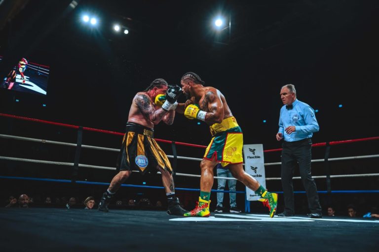 Leonardo Mosquea vers une chance mondiale - Fédération Française de Boxe